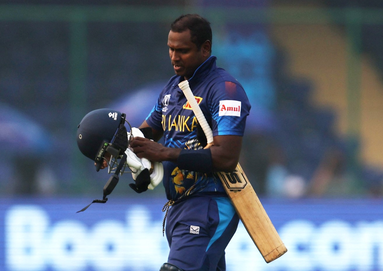 Controversial Behavior in Sri Lankan Cricket - e2 bangladesh
